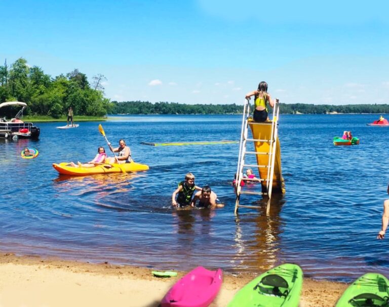 Home Page [lakeemilyresort.com]